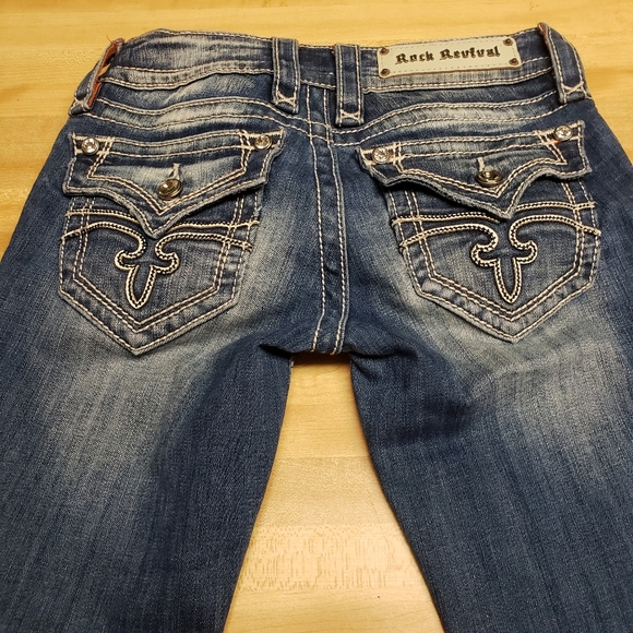 Rock Revival | Jeans | Rock Revival Crop Pants | Poshmark